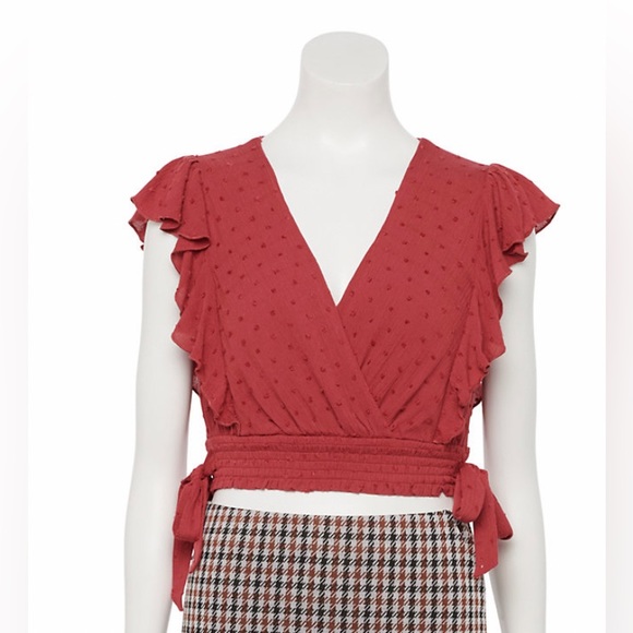 Speechless | Tops | Nwt Crop Ruffle Top | Poshmark